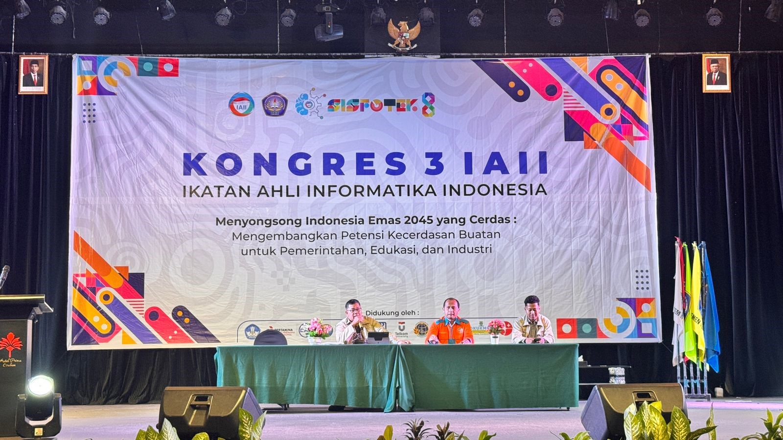 PELAKSANAAN SISFOTEK 8 IAII NUSANTARA: INDONESIA TERUS MAJU MENUJU ERA ...